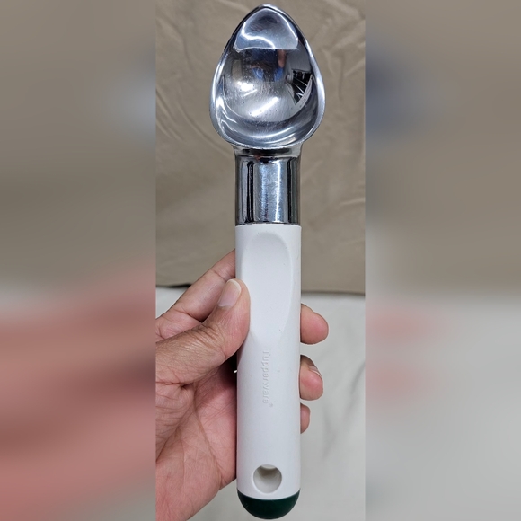 Tupperware | Kitchen | Vintage Tupperware Heavy Duty Ice Cream Scoop ...